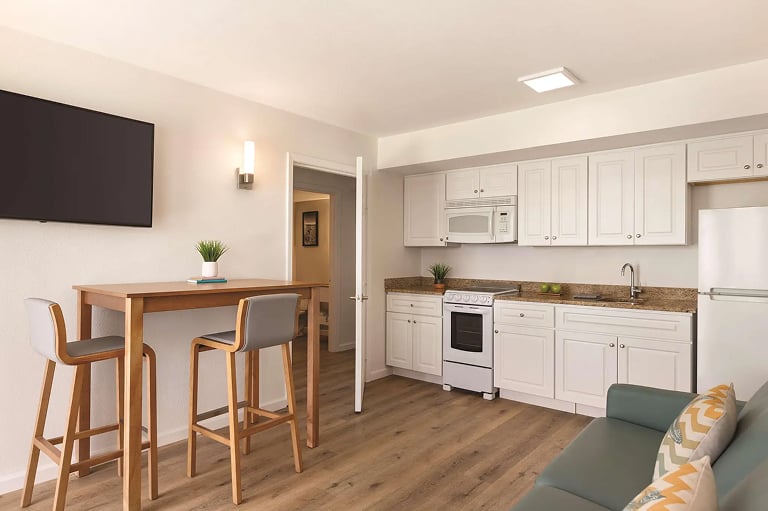 Hotel Gallery | Radisson Beachfront Hotel Panama City Beach