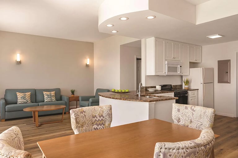 Hotel Gallery | Radisson Beachfront Hotel Panama City Beach