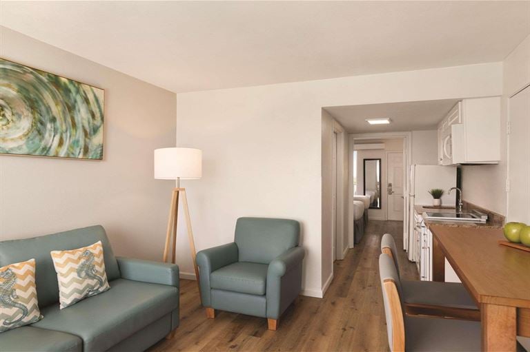 Beachfront Hotel Rooms in Panama City Beach, Florida